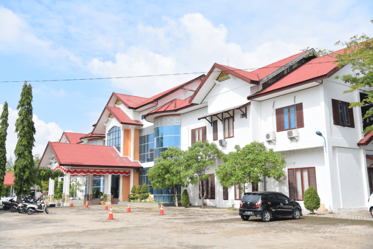 Fakultas dan Sekolah - Universitas Samudra