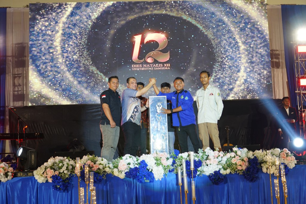 Malam Puncak Dies Natalis Unsam ke-12, FKIP Raih Piala Rektor ...